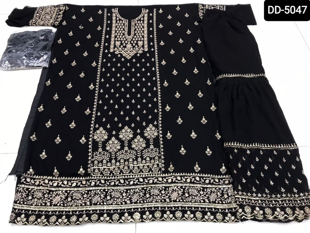 Pakistani dress full set heavy work embroidery, Women's Fashion ...