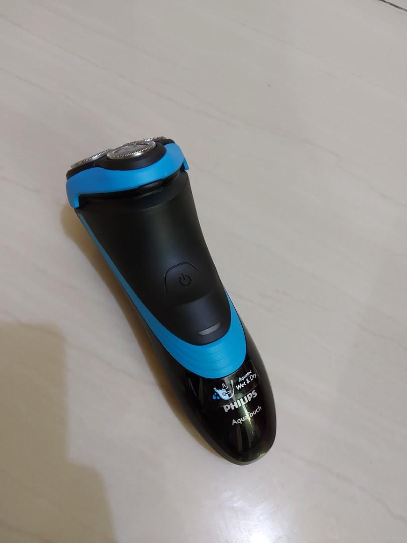 Philips razor, Beauty & Personal Care, Men's Grooming on Carousell