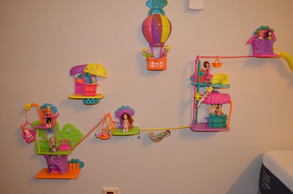 Polly Pocket Wall Party, Vet, Shop, Camper with 15 dolls and ...