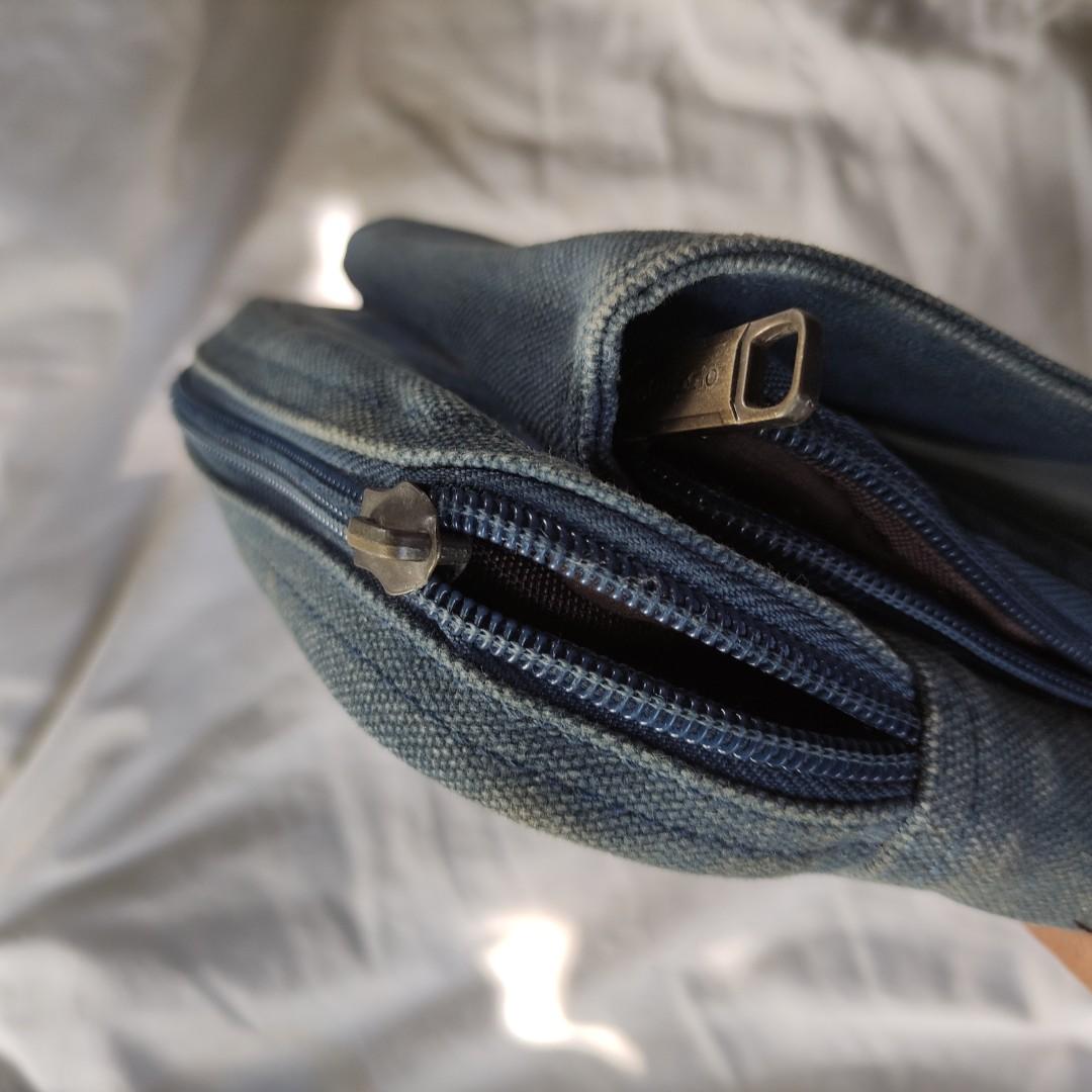 [PRELOVED] Peter bolo Hand Carry Messenger Bag, Luxury, Bags & Wallets ...