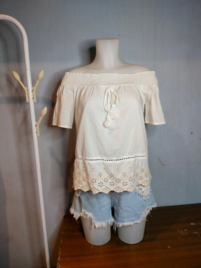 Primark white off shoulder, Women's Fashion, Tops, Others Tops on Carousell