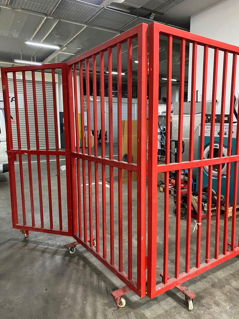 Security Folding Moveable Gate , Everything Else on Carousell