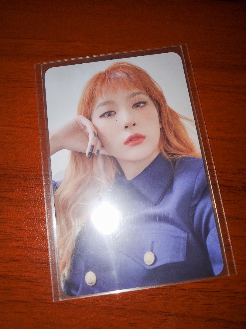 Seulgi Queendom Mailman, Hobbies & Toys, Memorabilia & Collectibles, K ...