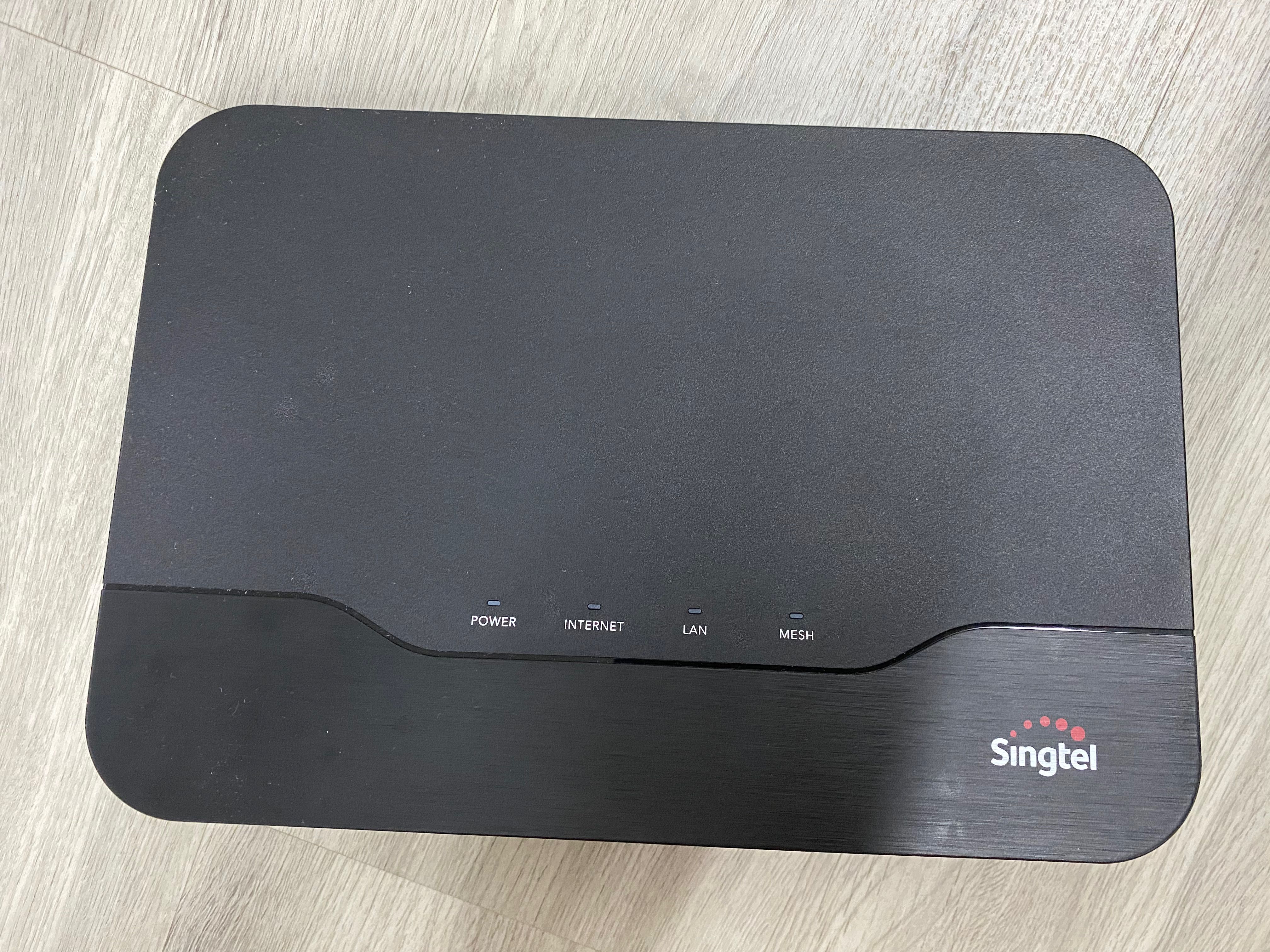 SingTel Mesh Router, TV & Home Appliances, Other Home Appliances on ...