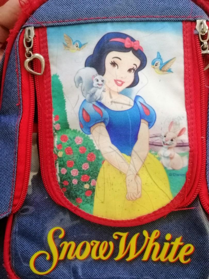 Snow white backpack, Babies & Kids, Babies & Kids Fashion on Carousell