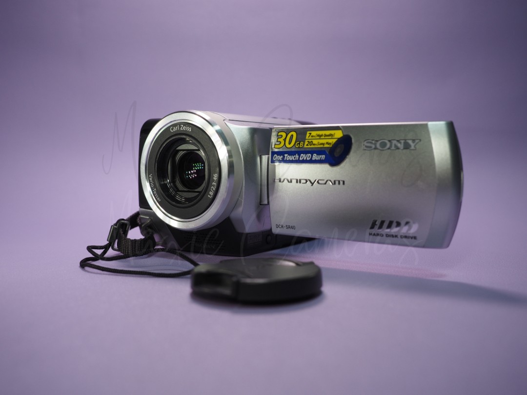 Sony Handycam DCR-SR40 | 20X Optical Zoom | 30GB HDD, Photography, Video Cameras on Carousell