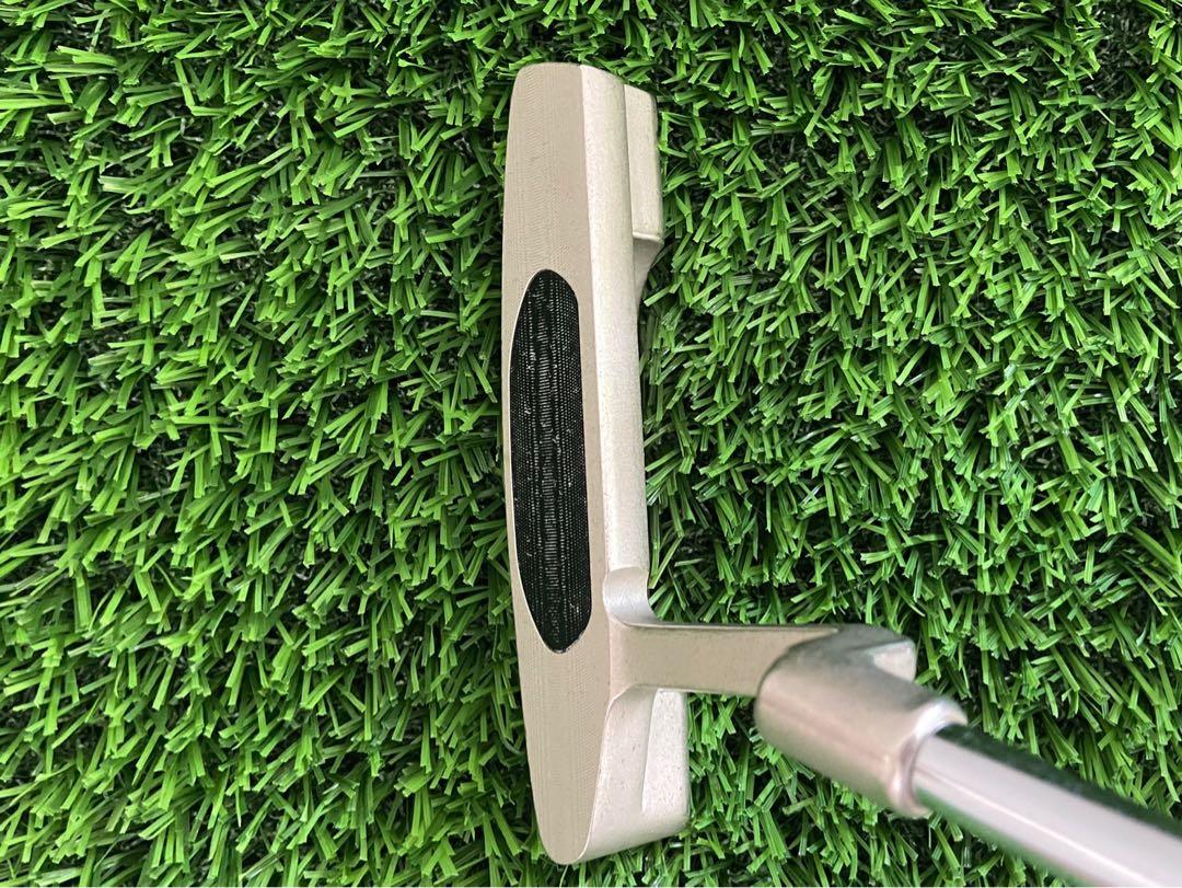 Srixon Putter P-202 golf club, Sports Equipment, Sports & Games, Golf ...