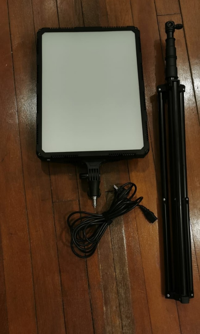 Standing LED Panel Light, Photography, Photography Accessories ...