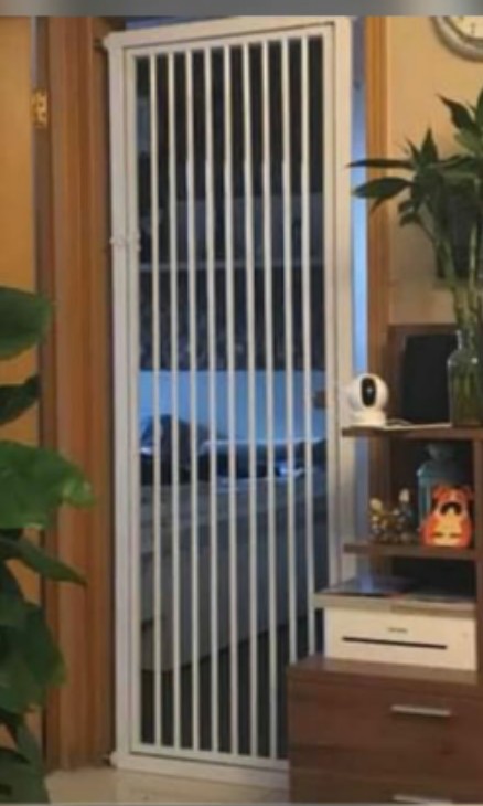 White Safety Gate, Everything Else on Carousell