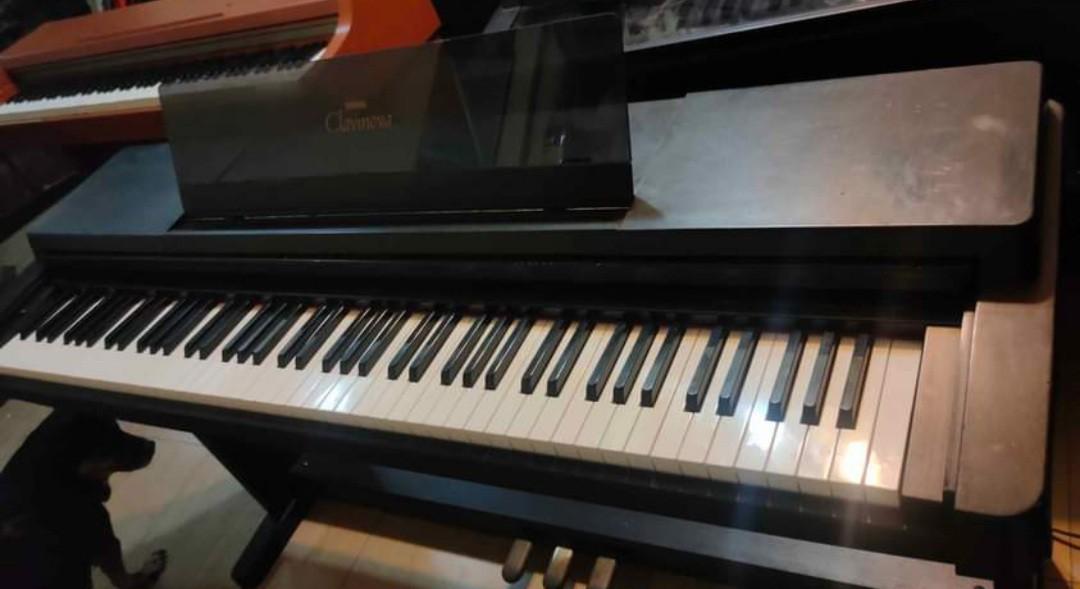 Yamaha Clavinova CLP-560 Weighted 88-Key Digital Piano, Hobbies & Toys ...