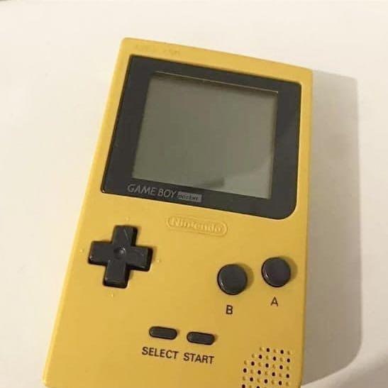 Yellow Game boy colour pocket console, Video Gaming, Video Game ...