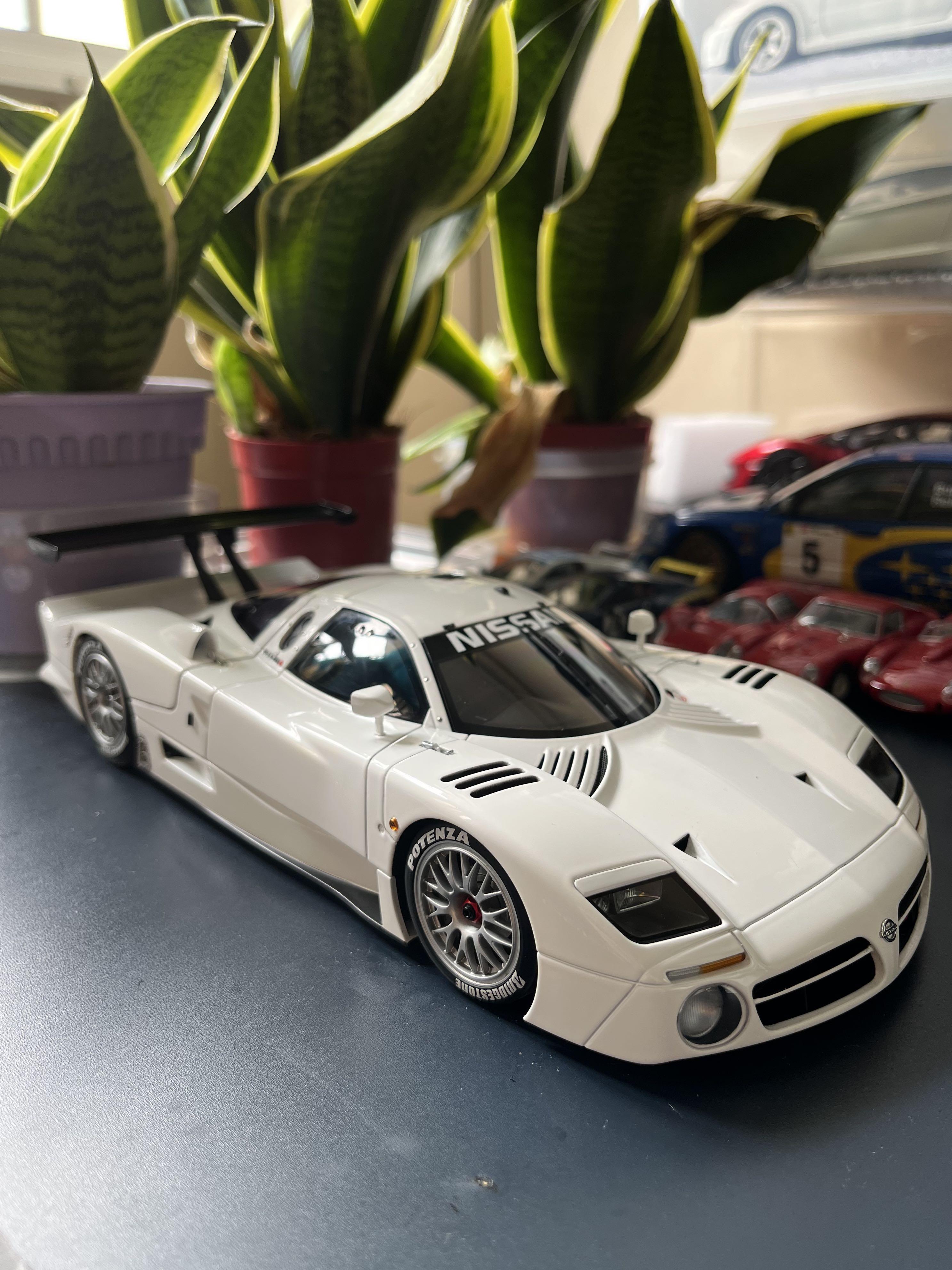 1/18 Autoart Nissan R390 GT1, Hobbies & Toys, Toys & Games on Carousell