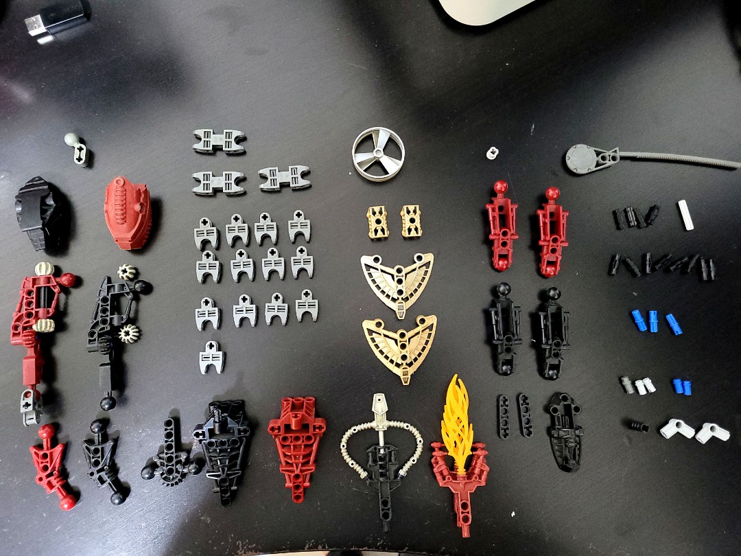 Bionicle parts, Hobbies & Toys, Toys & Games on Carousell