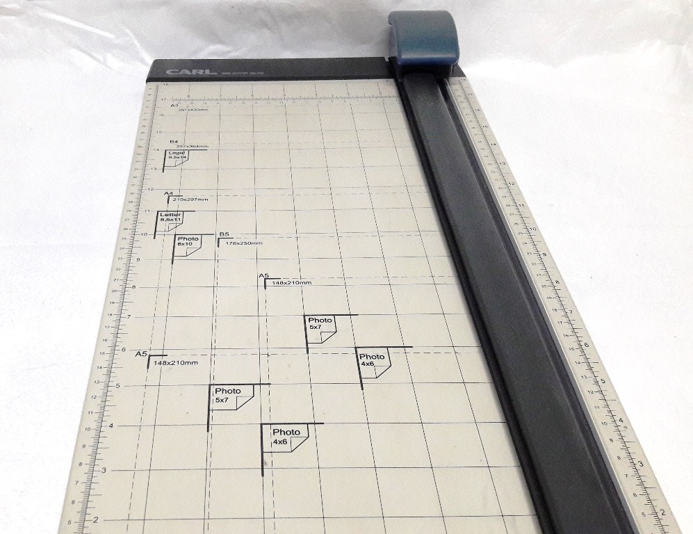 CARL Disk Cutter DC-218, Hobbies & Toys, Stationary & Craft, Craft ...
