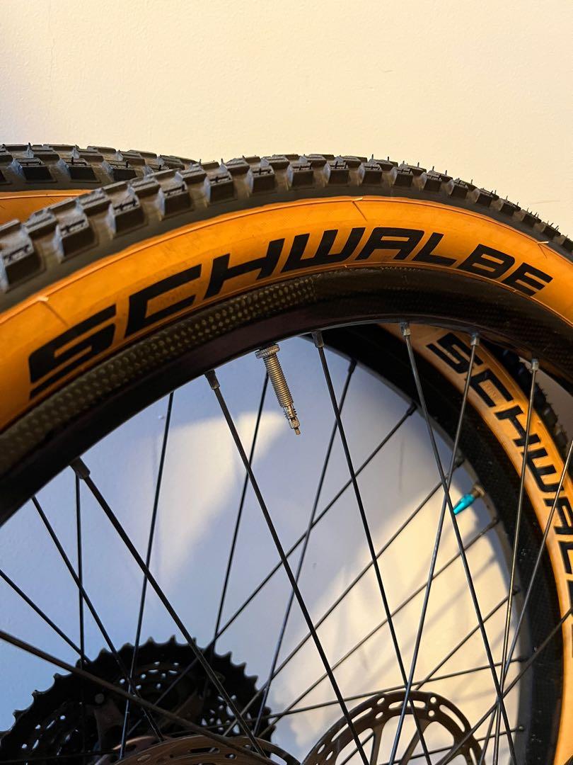 Chris king pewter carbon rims 26’ mtb wheel set, Sports Equipment ...