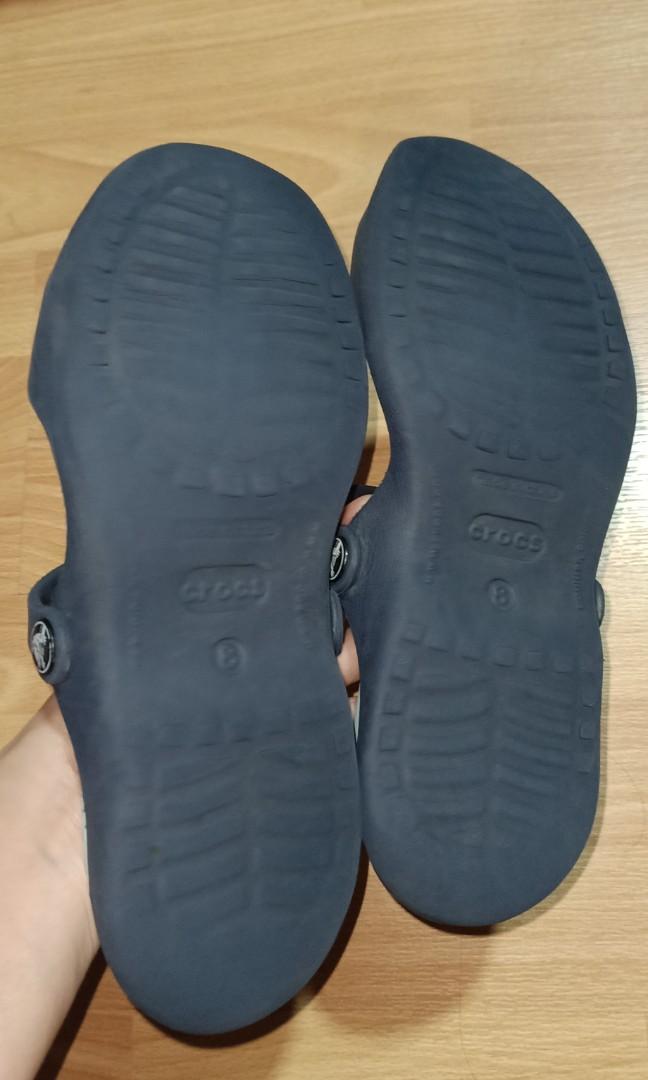 Crocs Cleo Sandal size w8, Women's Fashion, Footwear, Flats & Sandals on Carousell