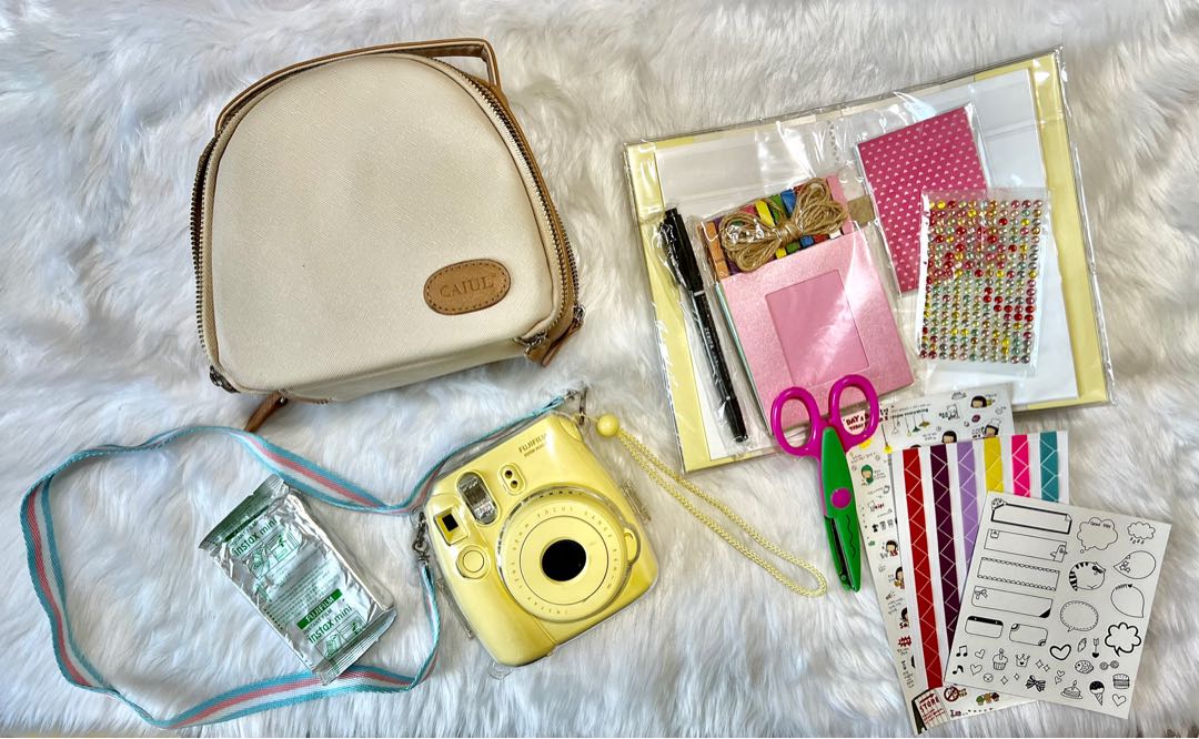 Fujifilm Instax Mini 8 Yellow with accessories and freebies ...