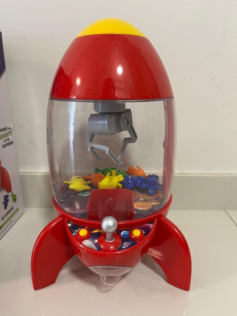 Rocket claw machine, Hobbies & Toys, Toys & Games on Carousell