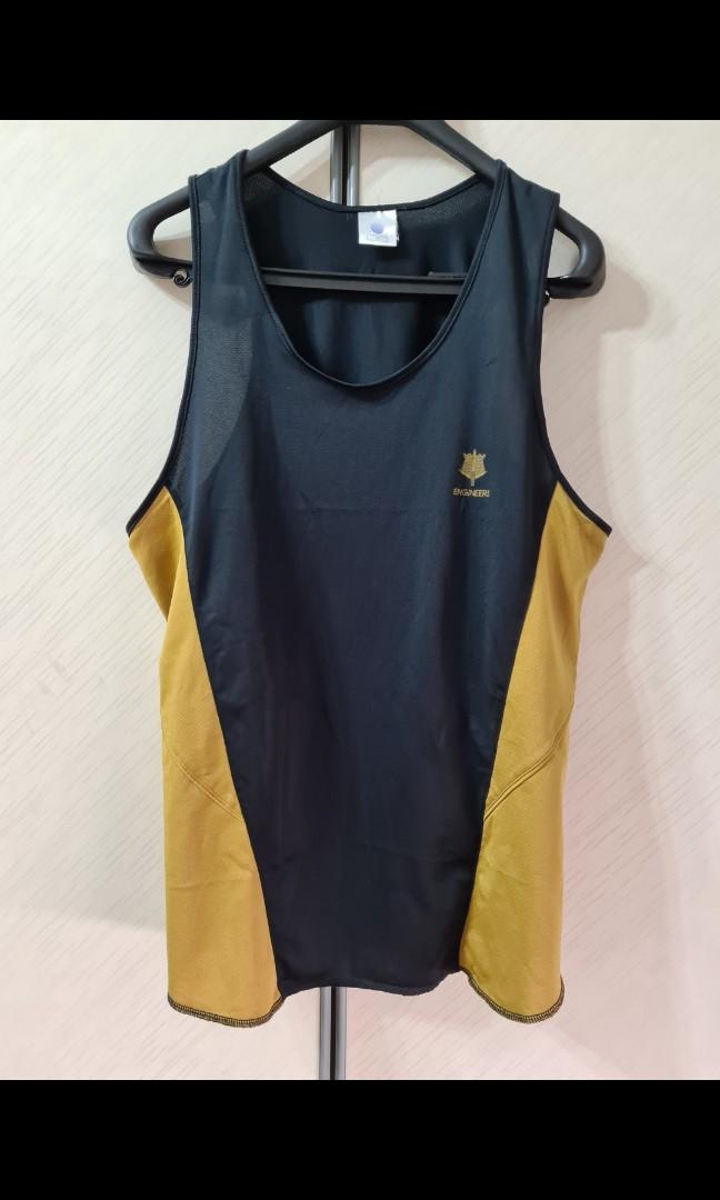 SAF Combat Engineers PT Singlet, Men's Fashion, Activewear on Carousell