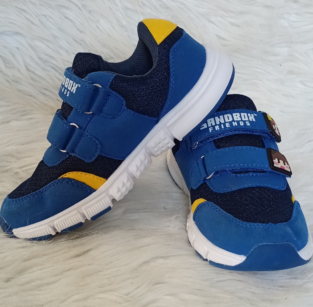 Size 19CM The Sandbox Boys Shoes, Babies & Kids, Babies & Kids Fashion ...