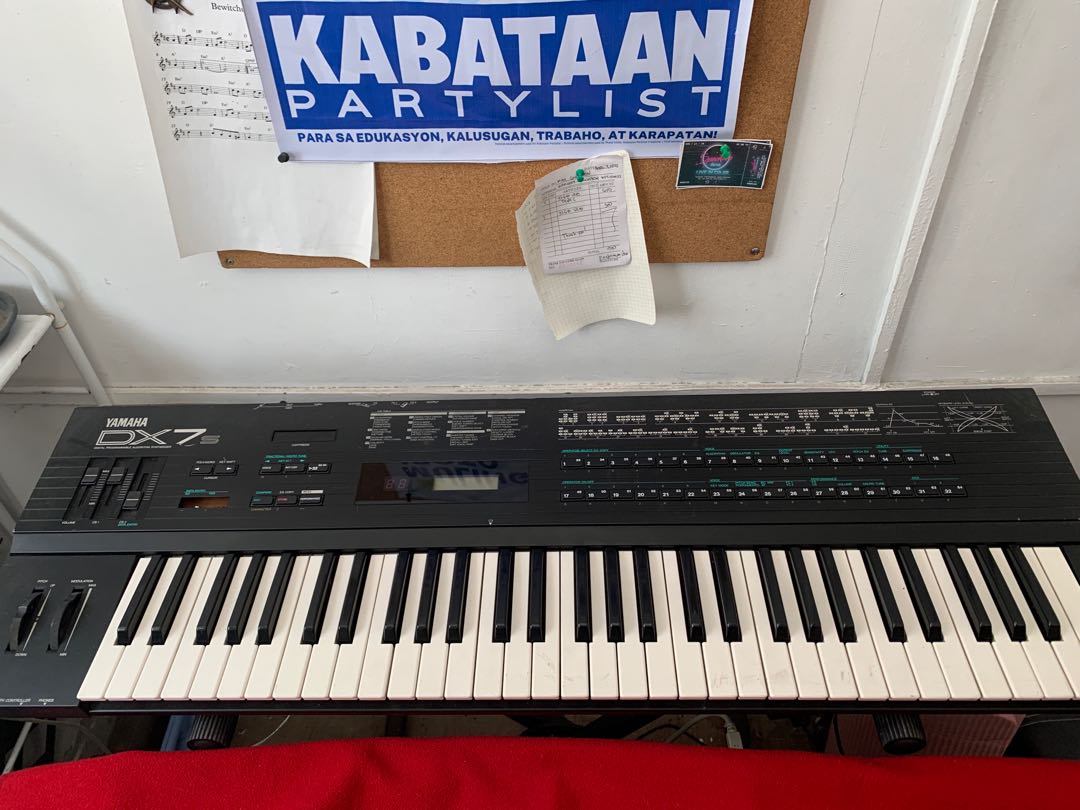 Yamaha DX7s 80s Synthesizer, Hobbies & Toys, Music & Media, Musical ...