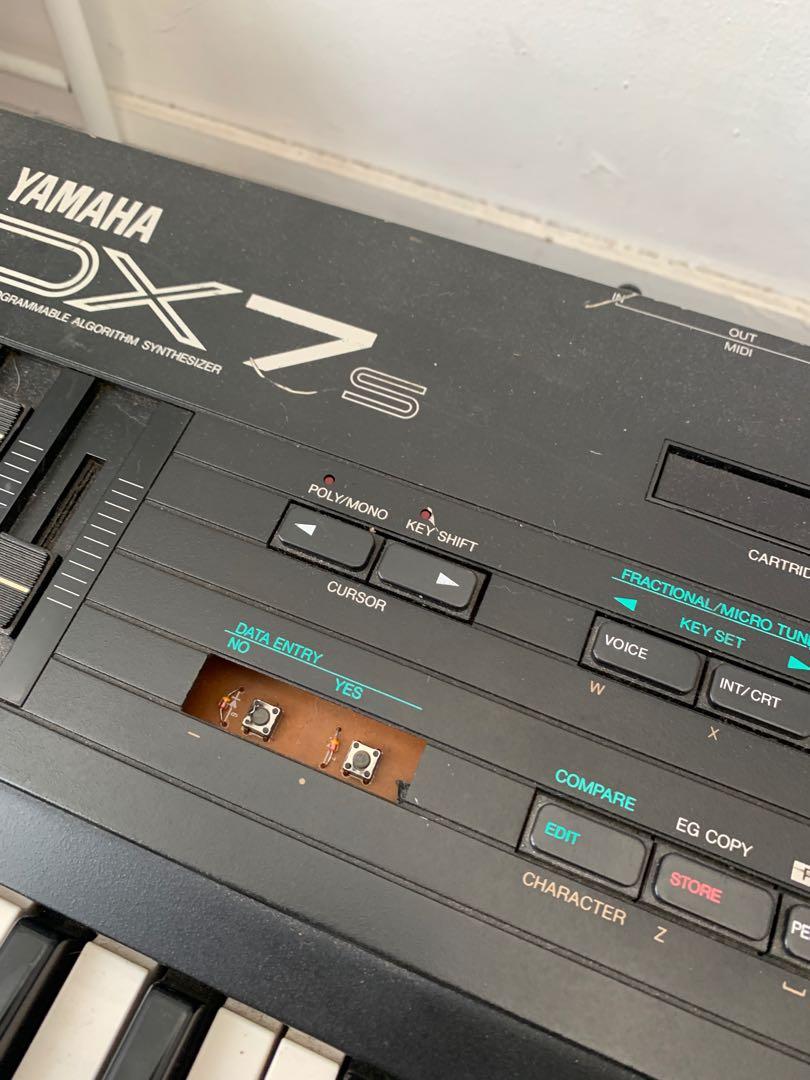 Yamaha DX7s 80s Synthesizer, Hobbies & Toys, Music & Media, Musical Instruments on Carousell