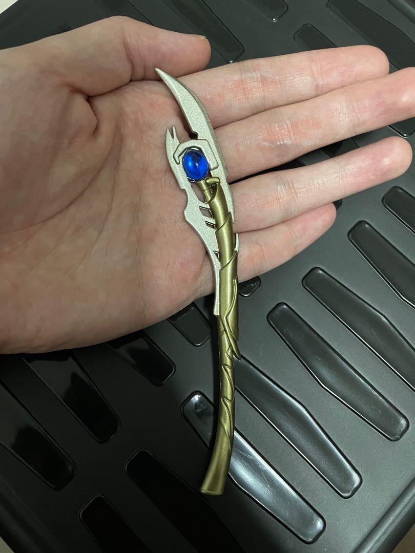 3rd Party - Loki Diecast Scepter Weapon (Good for Hot Toys), Hobbies ...