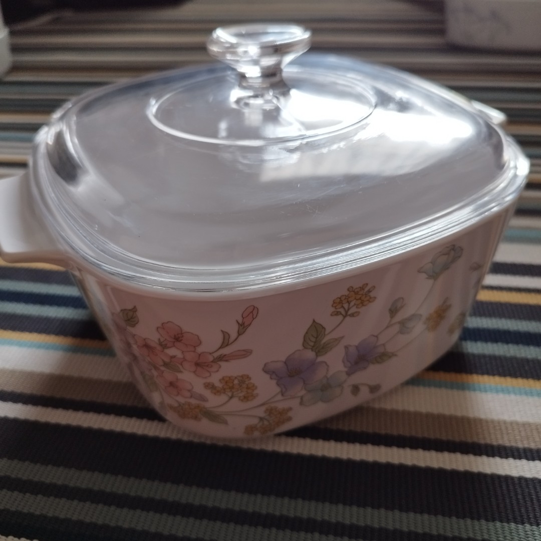 Corningware 3 litres pot, Furniture & Home Living, Kitchenware ...