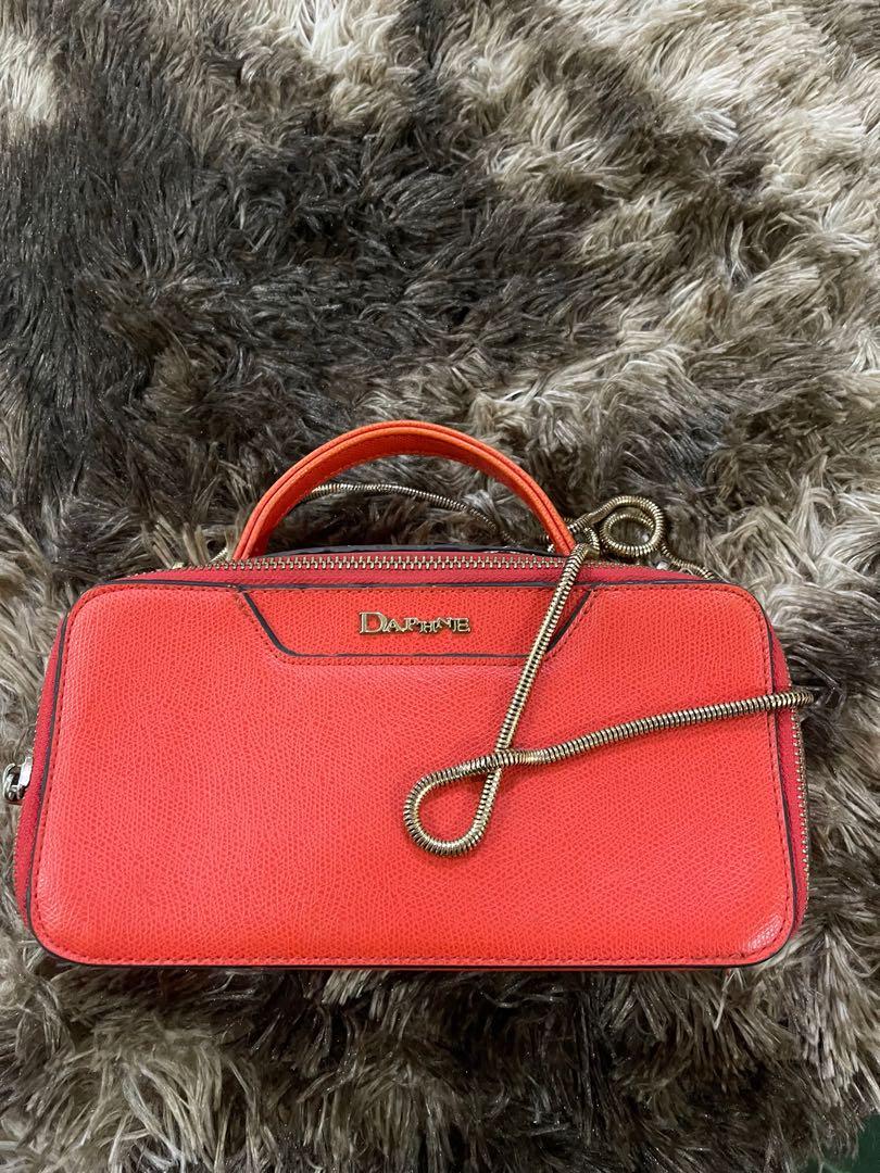 Daphne Camera Bag, Women's Fashion, Bags & Wallets, Cross-body Bags on ...