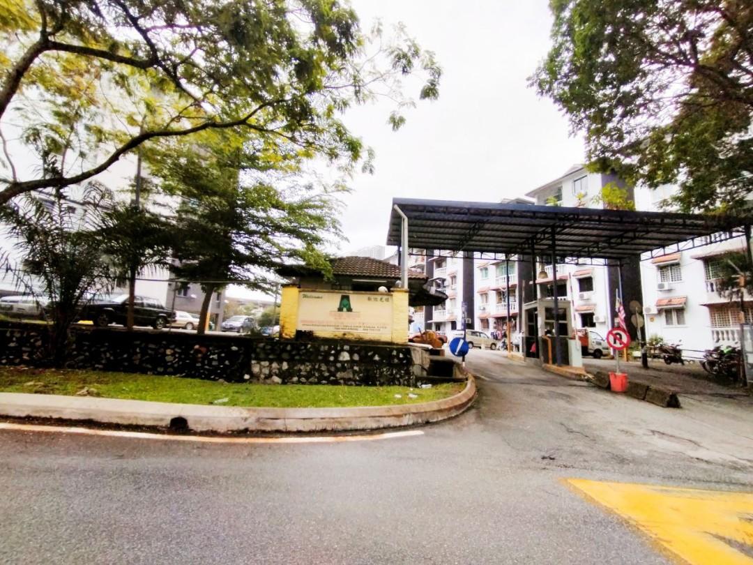 Duplex Unit, Renovated Unit Pandan Terrace Apartment, Pandan Perdana ...