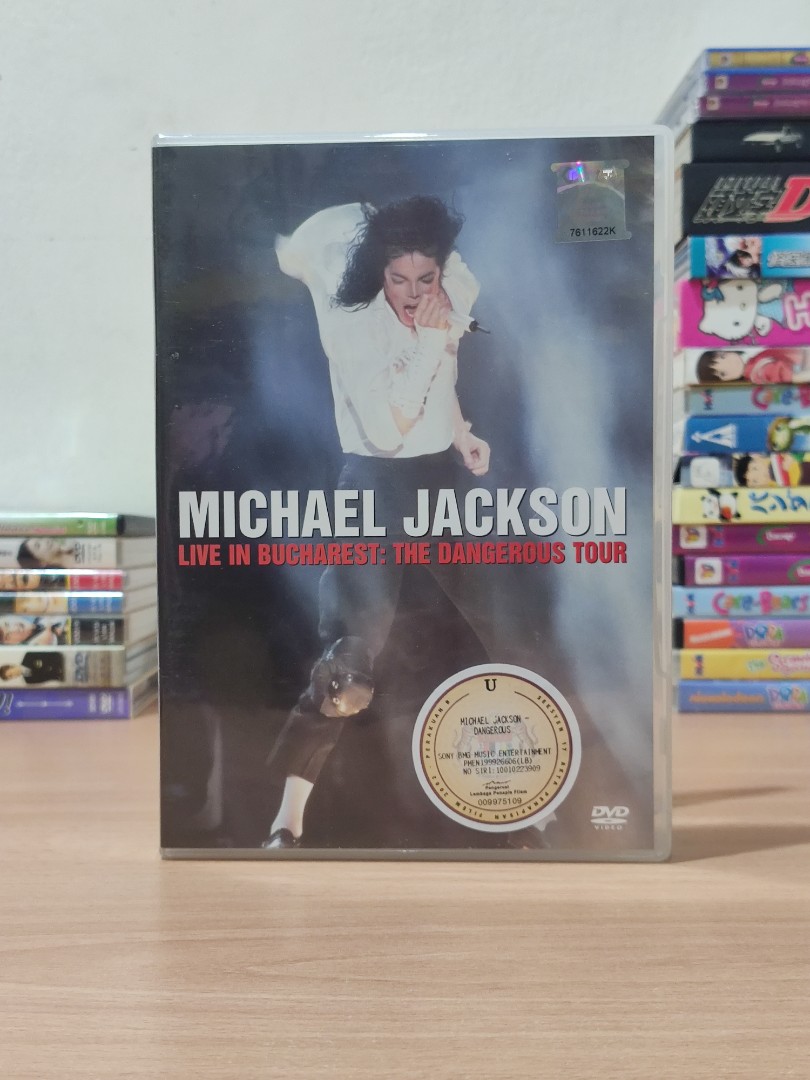 (DVD) Michael Jackson Live In Bucharest: The Dangerous Tour, Hobbies & Toys, Music & Media, CDs ...