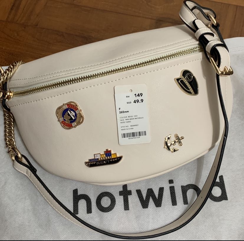 Hotwind fanny pack, Women's Fashion, Bags & Wallets, Cross-body Bags on ...