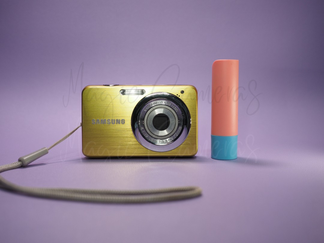 Samsung ST30, Photography, Cameras on Carousell