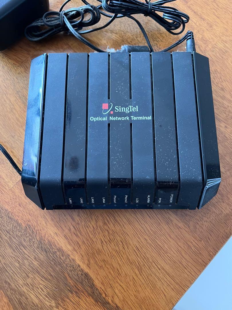 SingTel Router and Modem, Computers & Tech, Parts & Accessories ...