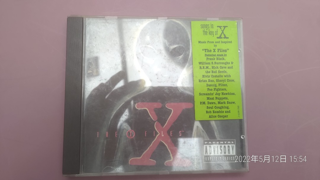 the x files CD 沒有花痕100%No damage 98%new 內附歌詞紙存放良好Used - Like New面交時可檢查 ...