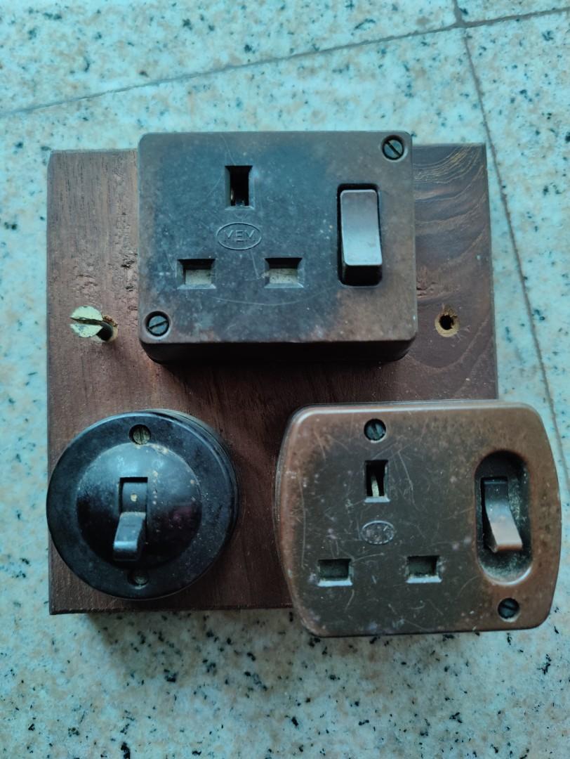 Vintage MK and MEM socket plug and a switch, Hobbies & Toys ...