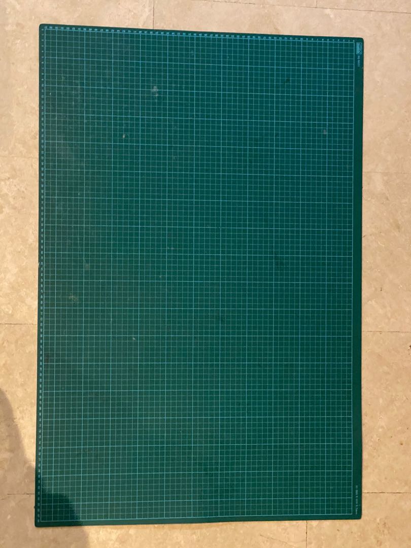 A1 cutting mat, Hobbies & Toys, Stationery & Craft, Stationery & School ...