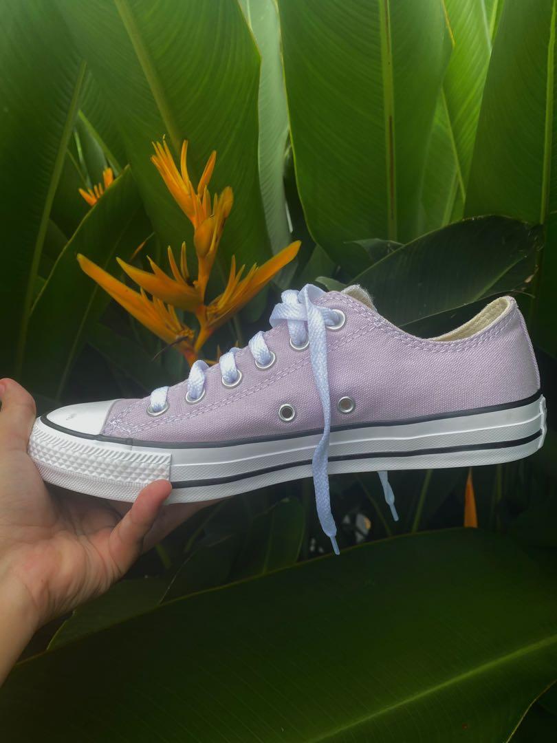 CONVERSE Pale Amethyst, Women's Fashion, Footwear, Sneakers on Carousell
