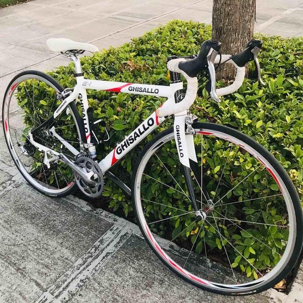 Ghisallo Alluminum Carbon Road Bike, Sports Equipment, Bicycles & Parts ...
