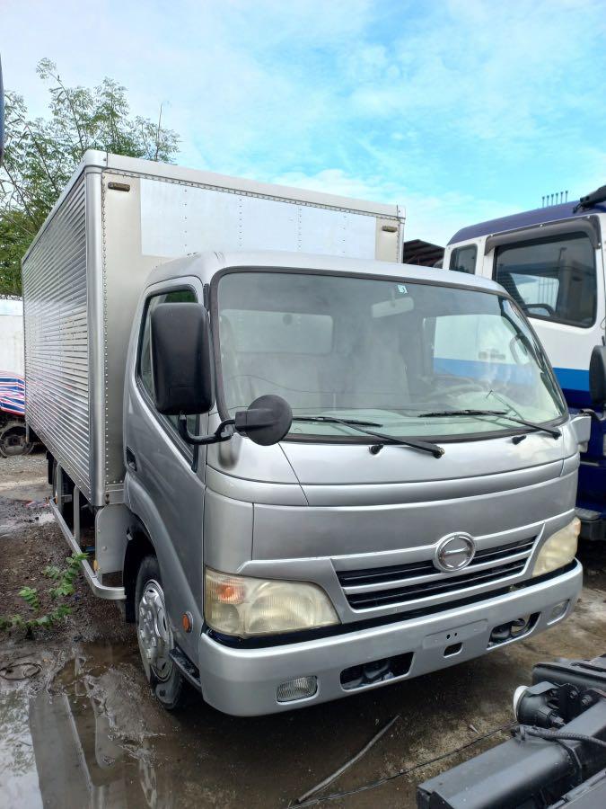 Hino aluminum Van with power gate, Special Vehicles, Heavy Vehicles on ...