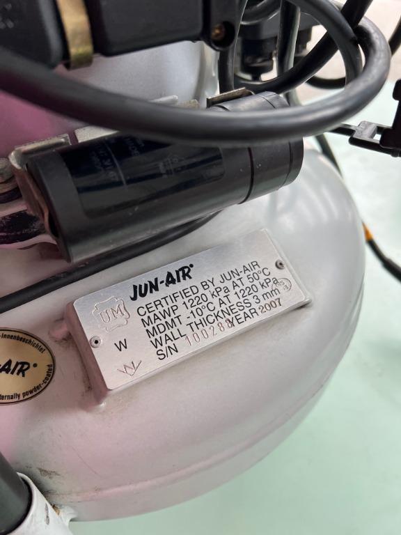 Jun Air Model 6 - 15 Litre Oil-Lubricated Quiet Air Compressor @ $300 ...