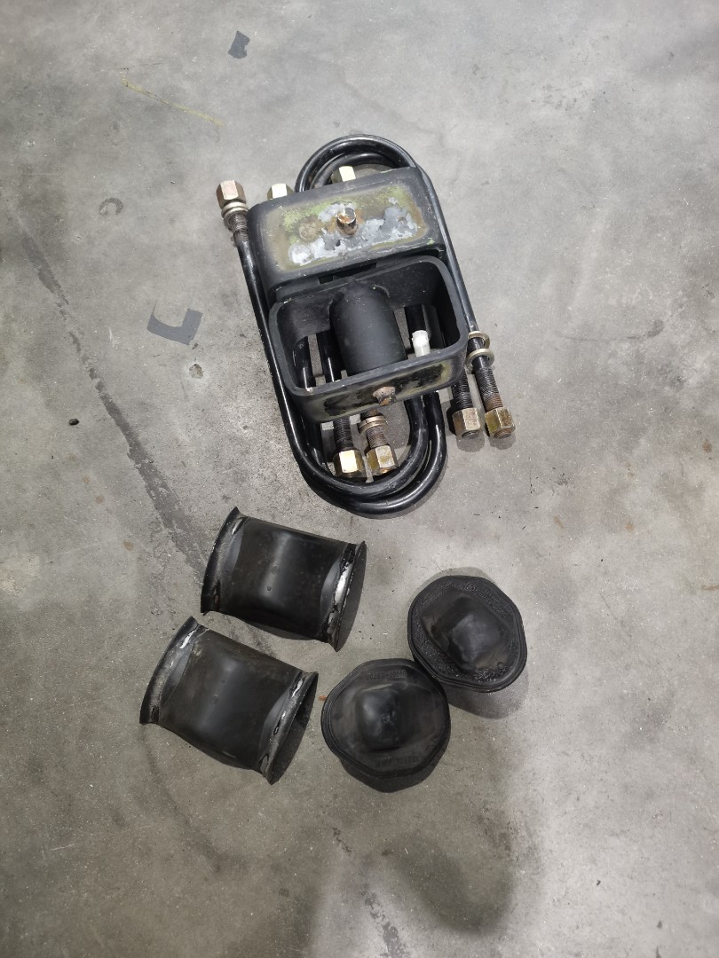 Lowering Kit Full Set with Stopper NV350, Car Accessories, Accessories ...