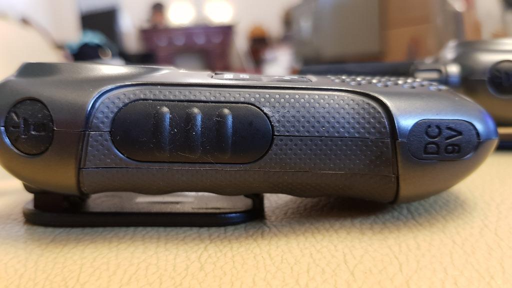 MOTOROLA TLKR T8 Walkie Talkie, Mobile Phones & Gadgets, Walkie-Talkie ...