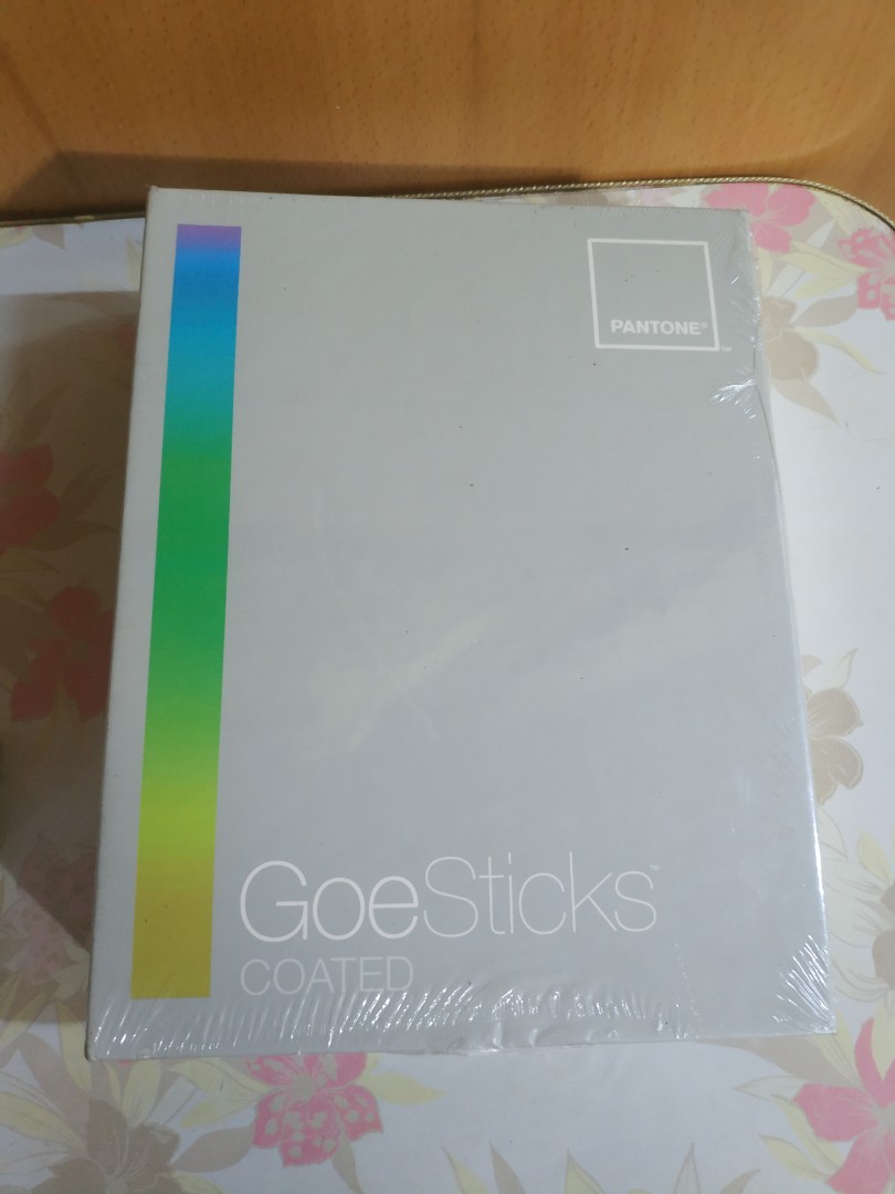 Pantone GeoSticks COATED, 其他, 其他 - Carousell
