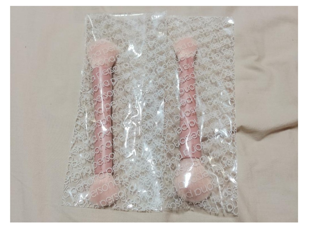 Persona Cosmetics PowerBrush Blush + Highlight Brush, Beauty & Personal ...