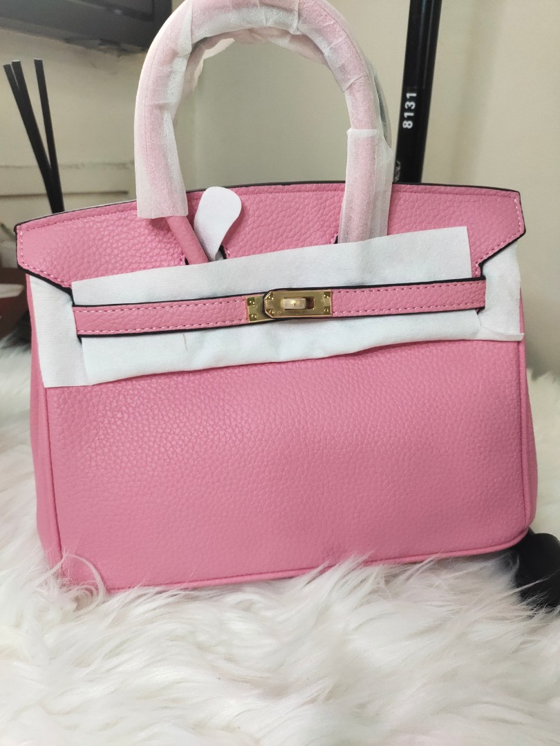 pink hand bag, Women's Fashion, Bags & Wallets, Tote Bags on Carousell