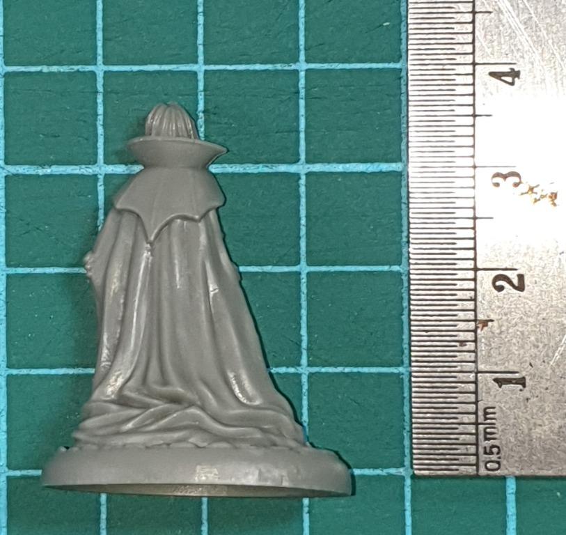Reaper Bones - Vampiress Miniature for Dungeon & Dragons & other RPG ...