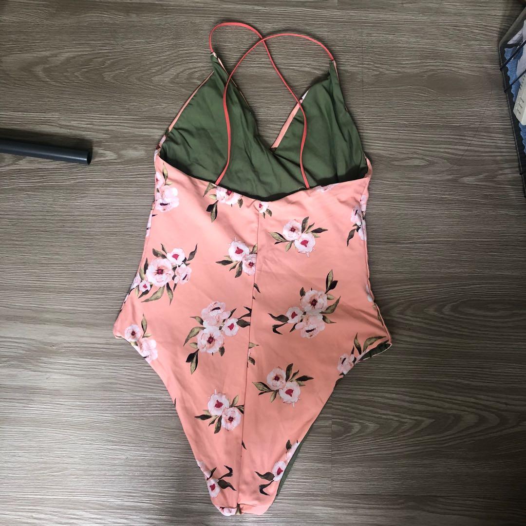 Reversible one piece swimsuit, Women's Fashion, Swimwear, Bikinis ...