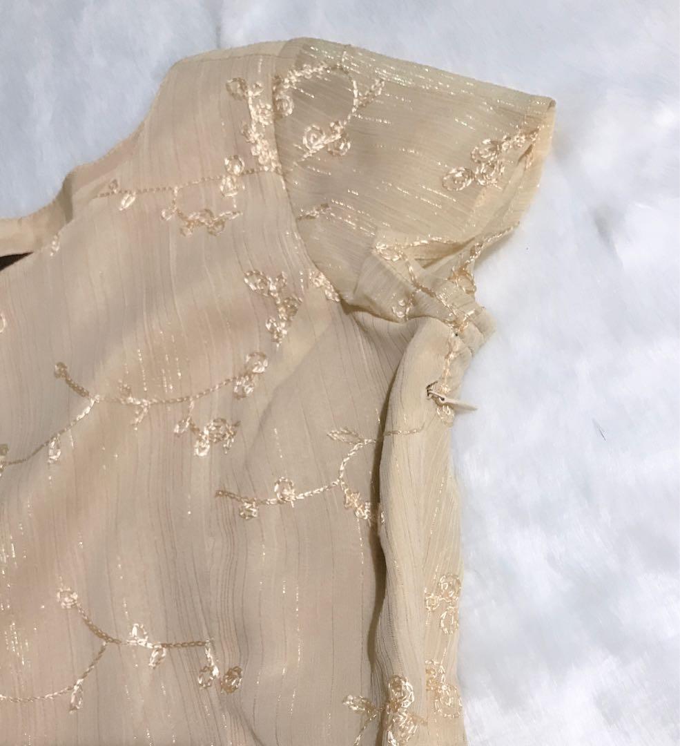 Samlin Dress (Gold), Women's Fashion, Dresses & Sets, Dresses on Carousell