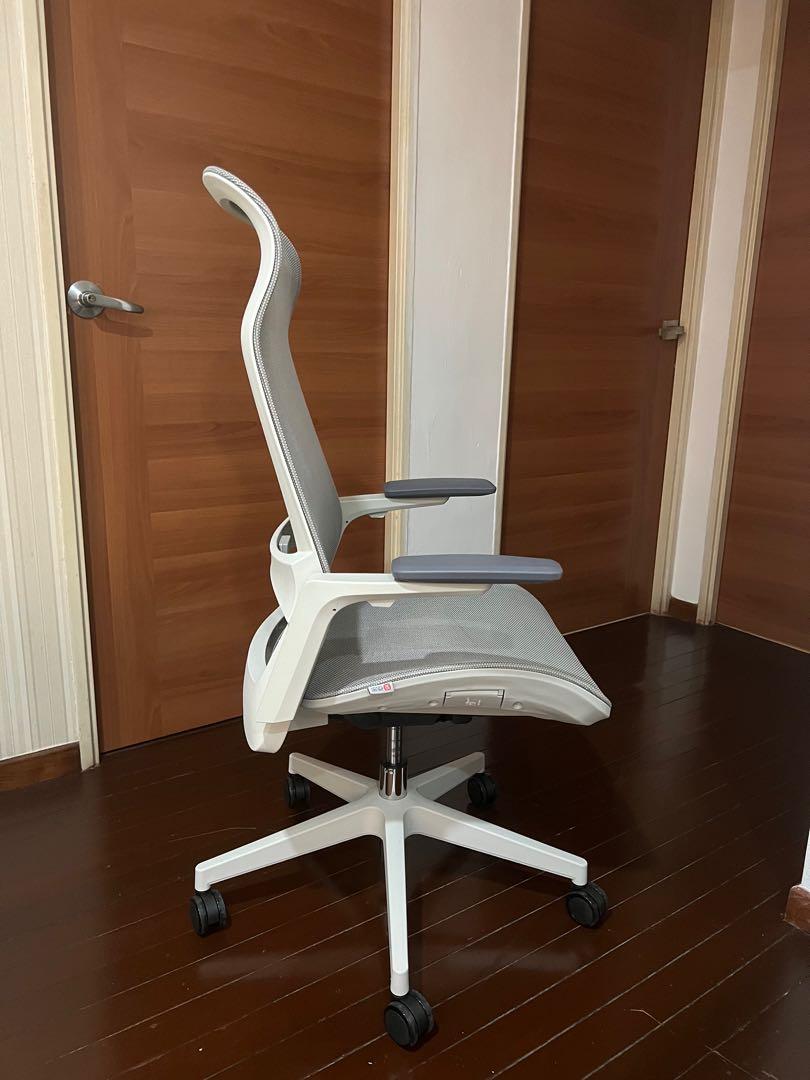 Sihoo M98 Ergonomic Chair, Furniture & Home Living, Furniture, Chairs ...